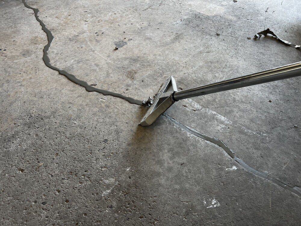 How to Fill, Seal & Caulk Concrete Cracks: Best Repair Methods & DIY Guide